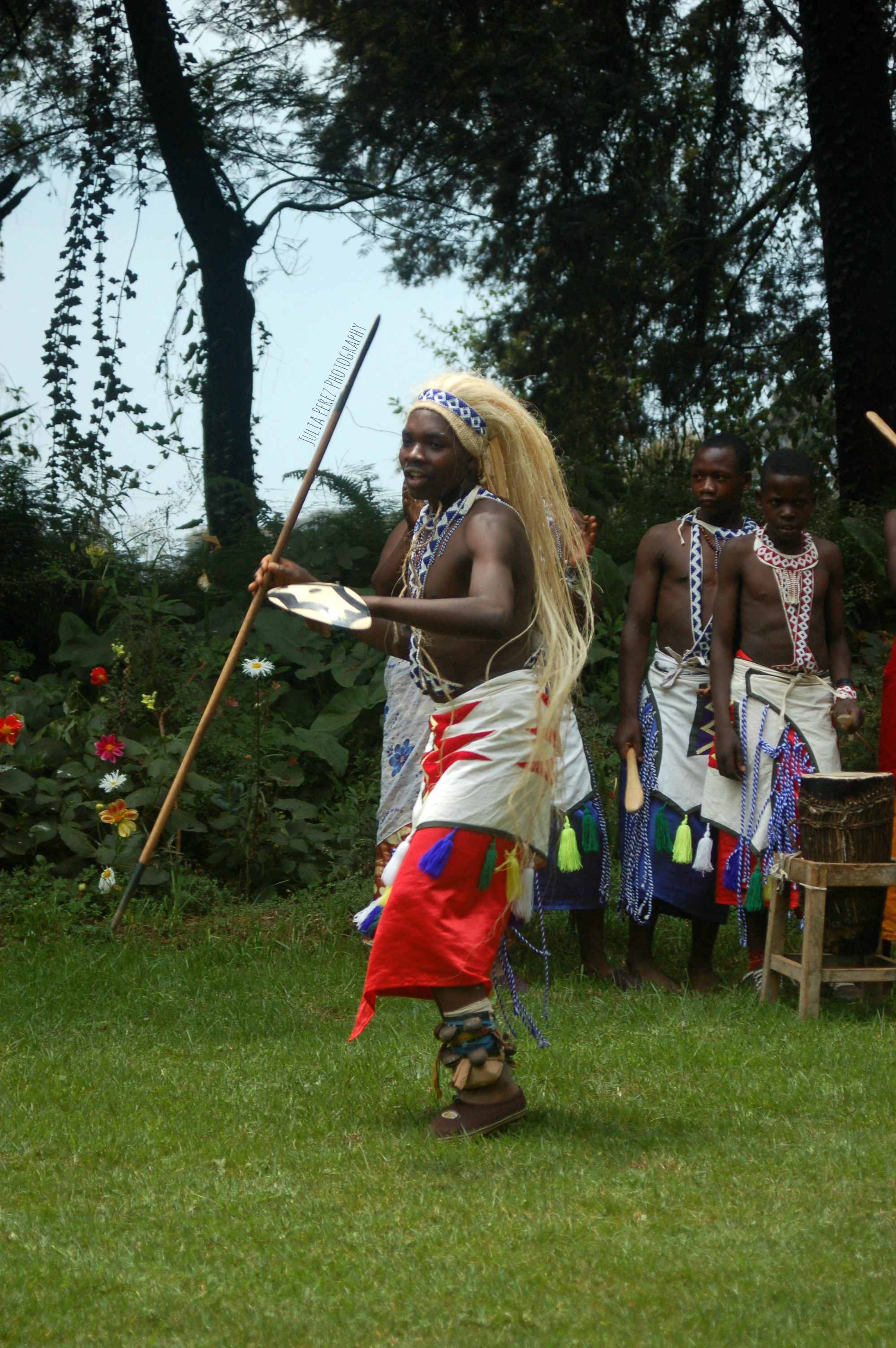 Earth Trembling | Intore Dancing – A Hint of Ginger