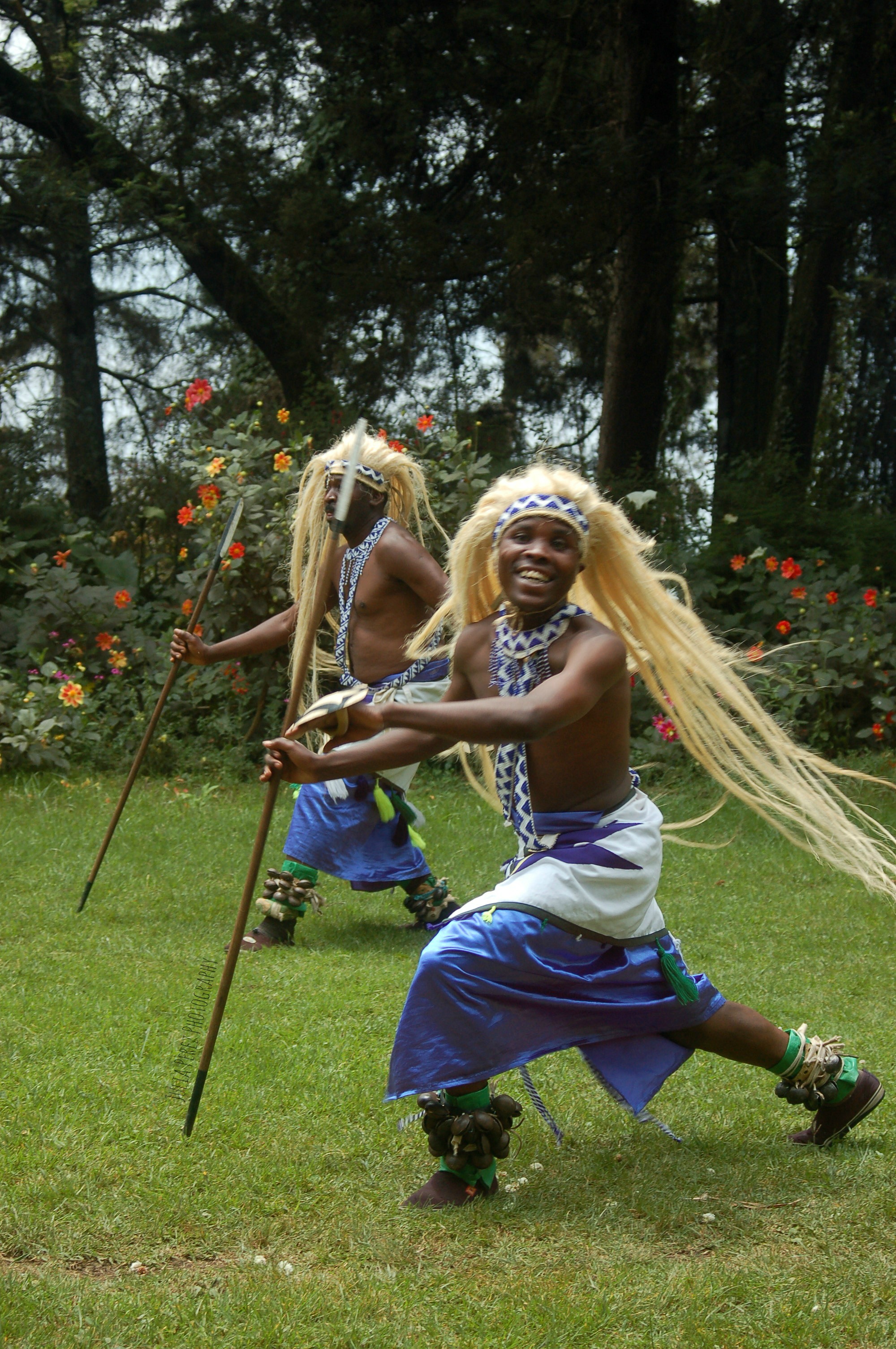 Earth Trembling | Intore Dancing – A Hint of Ginger